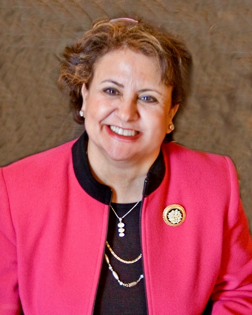 Monique Khouzam Gendron – CONSULTANTE